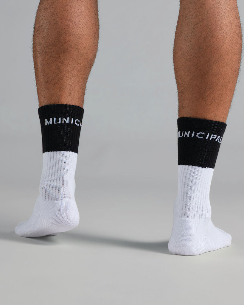Drip Drop Socks in White / Black | MUNICIPAL